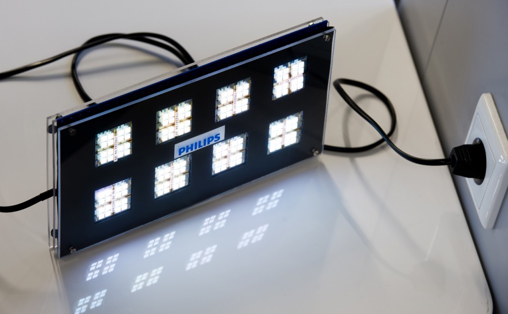 Philips Demonstrates First AC-Powered OLED Panel - LED-Resource