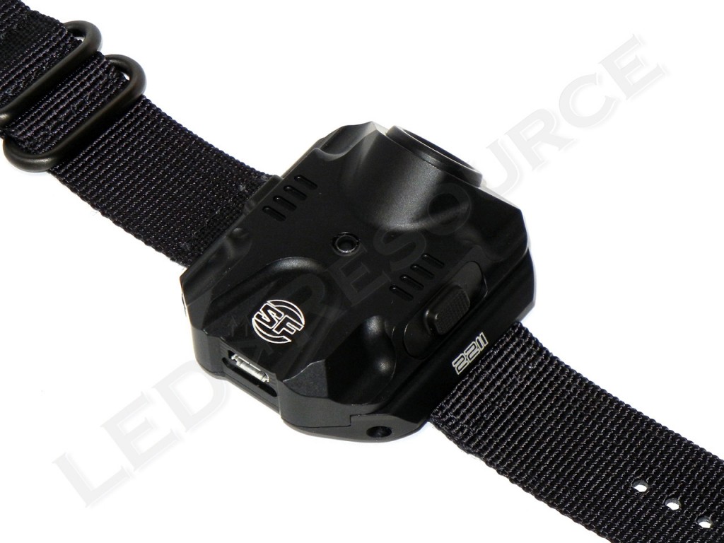 SureFire 2211 WristLight Review - LED-Resource